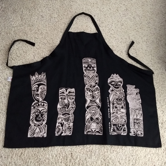 Kitchen | New Alaska Totem Poles Design Apron | Poshmark